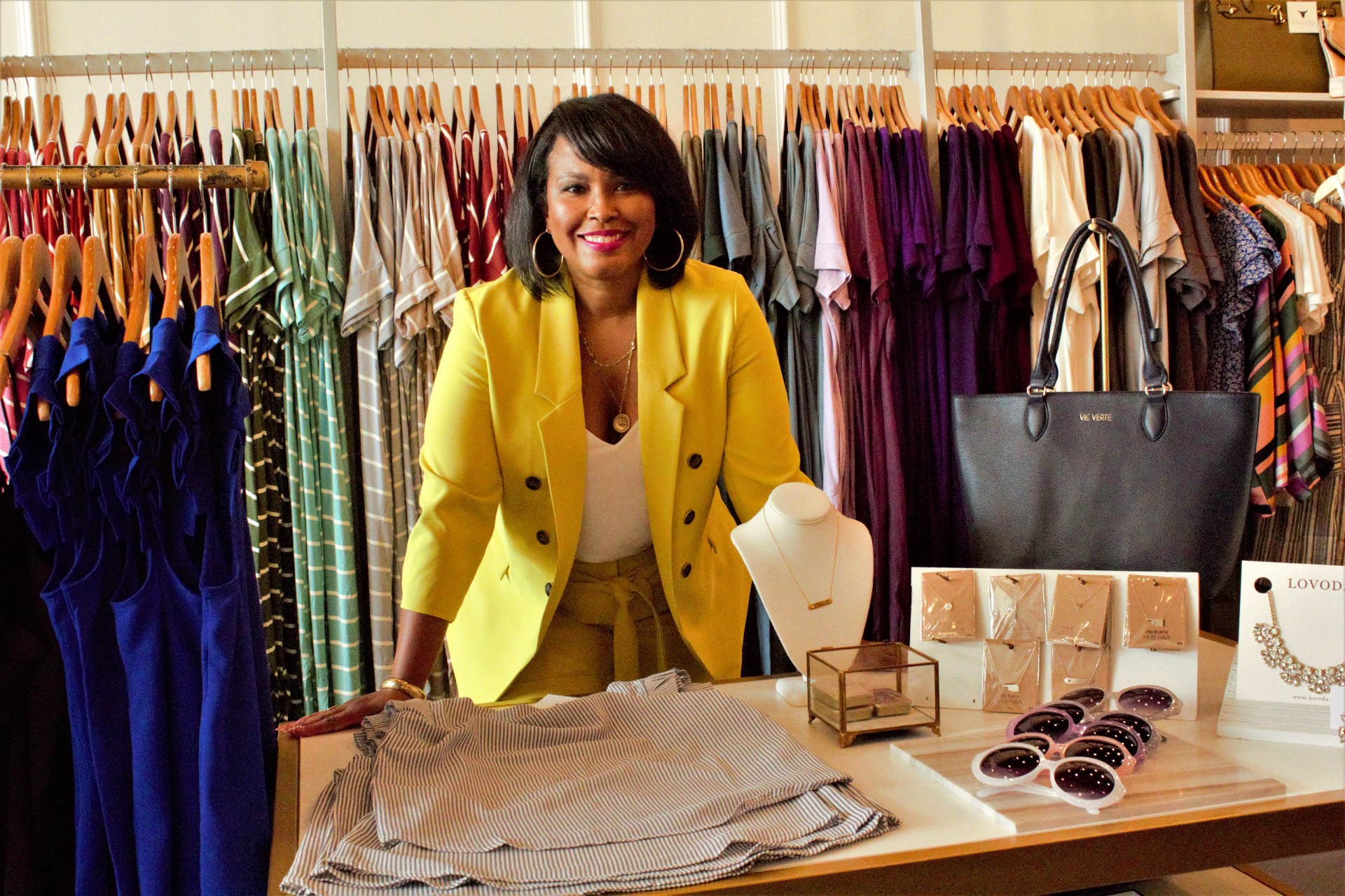 Fashion Forward Styling – Helping you discover your unique style!